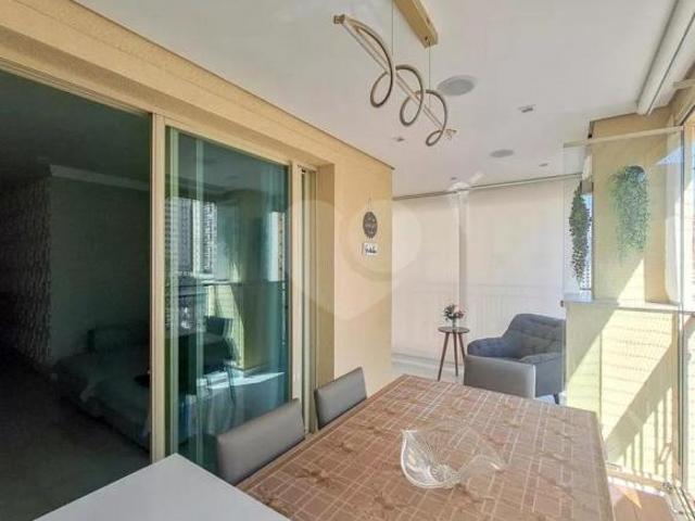 Apartamento em Santana, 3 dormitórios, 2 suítes, 4 banheiros e 3 vagas