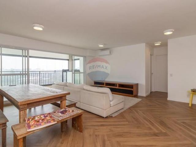 Apartamento em Santo Amaro