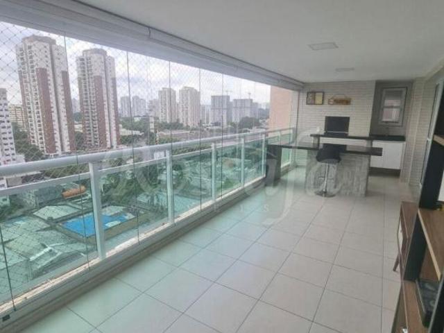 Apartamento em Santo Amaro