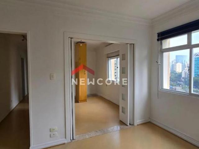 Apartamento em Avenida Santo Amaro Vila Nova Conceição São Paulo/SP