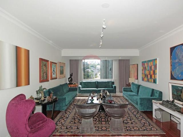 Apartamento em Santo Antônio, Belo Horizonte/MG de 300m² 4 quartos à venda por R$ 1.799.000,00