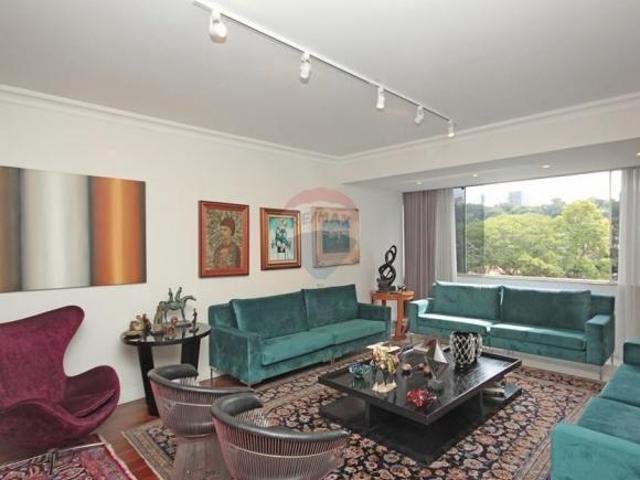 Apartamento em Santo Antônio, Belo Horizonte/MG de 300m² 4 quartos à venda por R$ 1.800.000,00