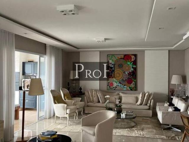 Apartamento em Santo Antônio, São Caetano do Sul/SP de 242m² 3 quartos à venda por R$ 3.799.000,00