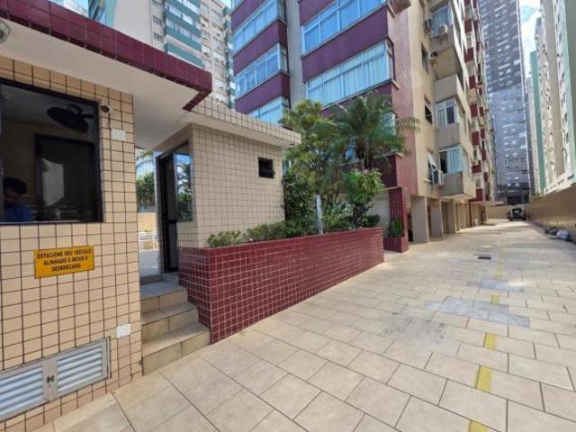 Apartamento em Santos, Pompéia, frente mar!