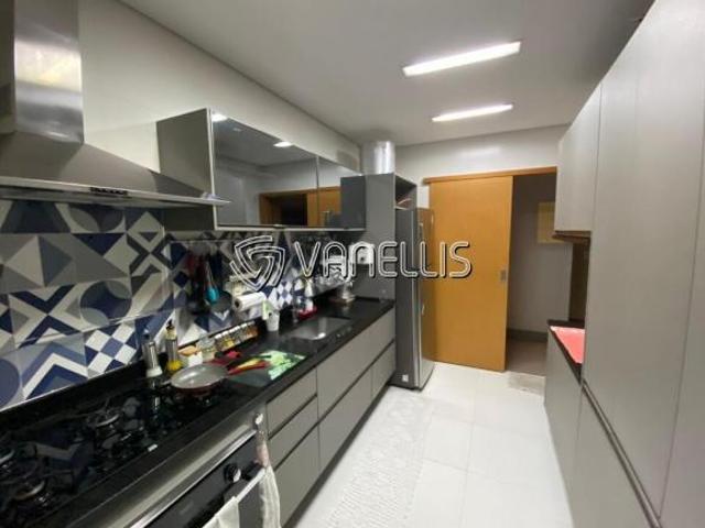 Apartamento em Santos Ponta da Praia PORTEIRA FECHADA