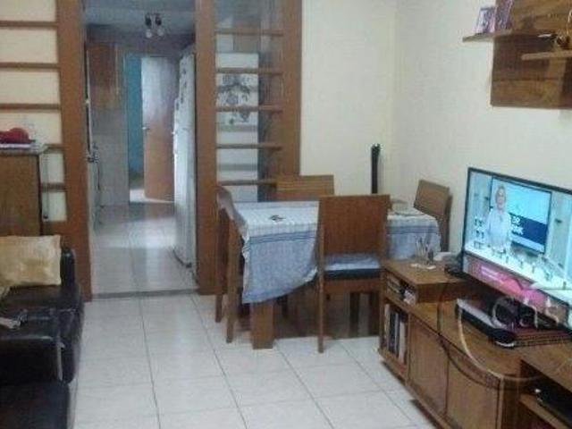 Apartamento em Sé
