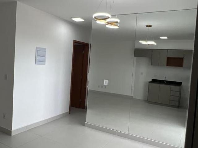 Apartamento em Segismundo Pereira