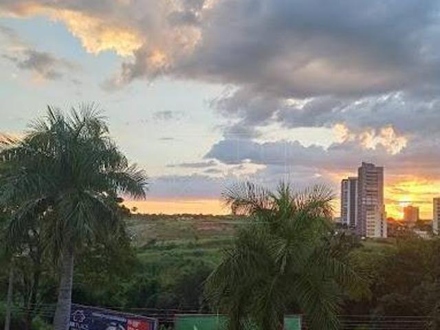 Apartamento em Serra Azul Edifício Residencial Marília, SP por R$ 300.000