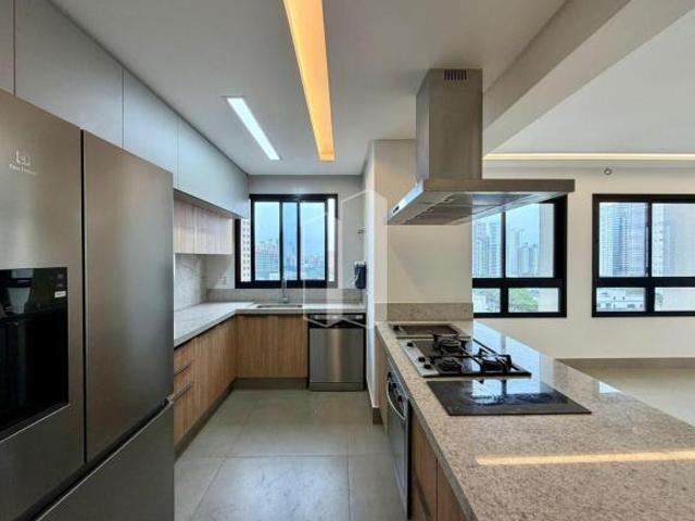 Apartamento em Setor Bueno Goiânia, GO