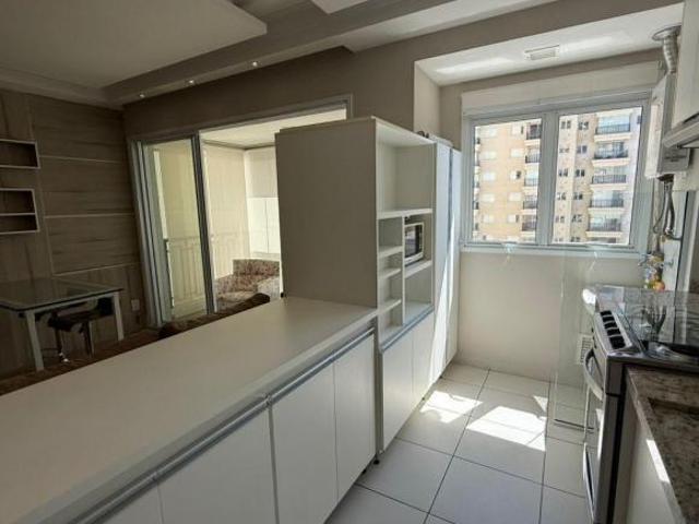 Apartamento em Sítio Tamboré Alphaville