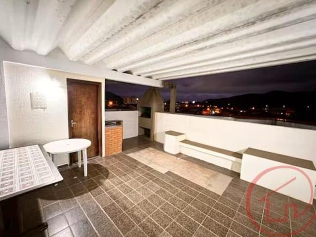 Apartamento em Sumaré Ubatuba