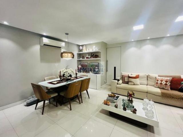 Apartamento Embaré, 2 vagas, varanda gourmet, lazer completo