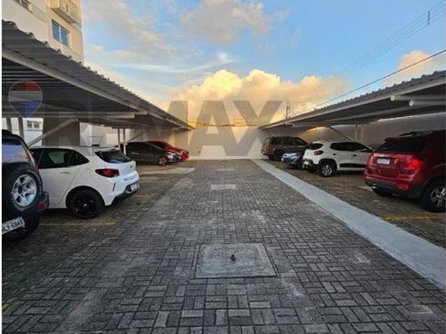 Apartamento Encantador em Capim Macio! Confira já!