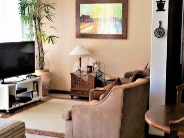 Apartamento ensolarado a 500 m do Parcão