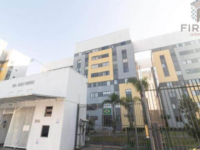 APARTAMENTO ENSOLARADO COM 3 QUARTOS E CONDOMÍNIO CLUBE EM PINHAIS!
