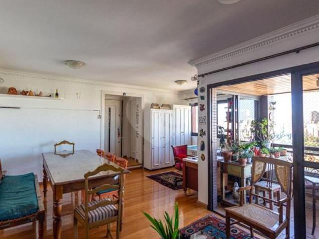 Apartamento ensolarado e com linda vista livre Vila Madalena