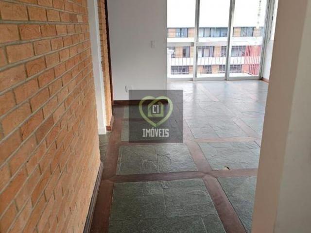 Apartamento Ensolarado e Espaçoso 80 m² na Vila Madalena – 1 Vaga