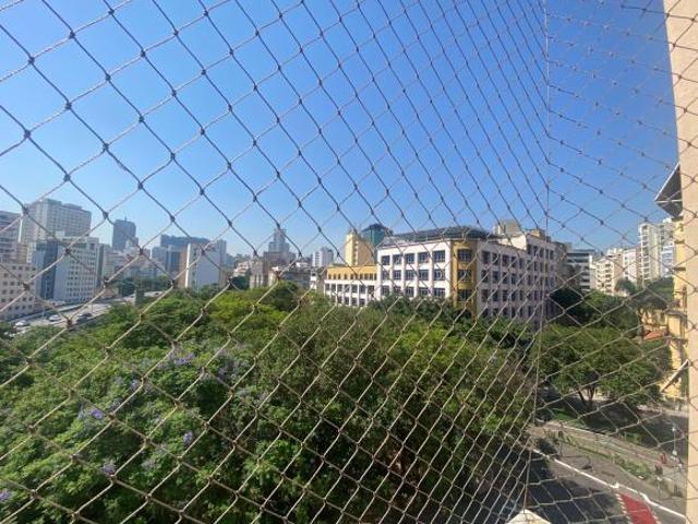 Apartamento espaço com 2 dormitórios enfrente Metro Santa Cecilia