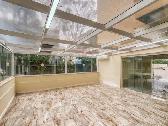 Apartamento Espaçoso 116m² em Condomínio Arborizado!