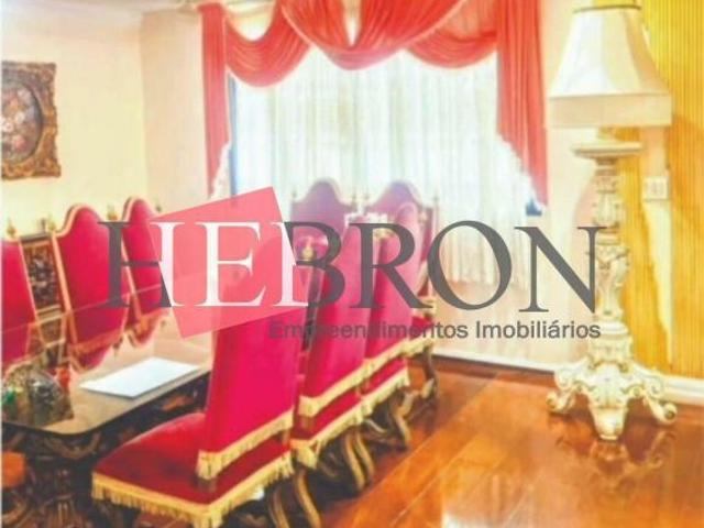Apartamento Espaçoso com 250m², 01 por andar à venda no Belém!