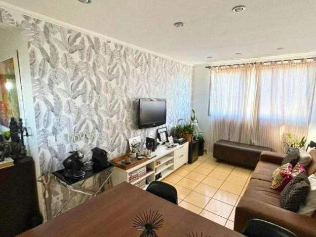 Apartamento espaçoso com 2 dormitórios em Veleiros