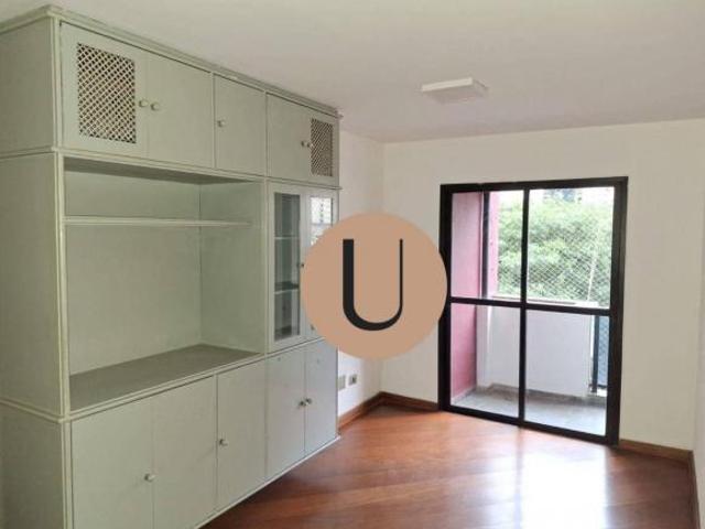 Apartamento Espaçoso com 2 Dorms e 2 Vagas em Pinheiros