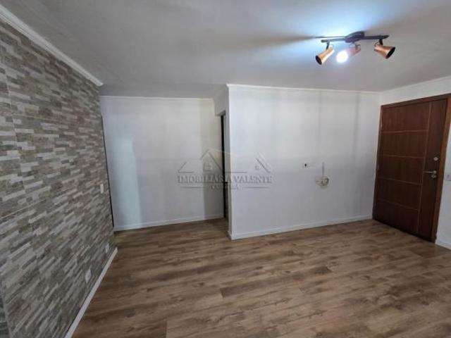 Apartamento Espaçoso com Garagem Coberta no Campin