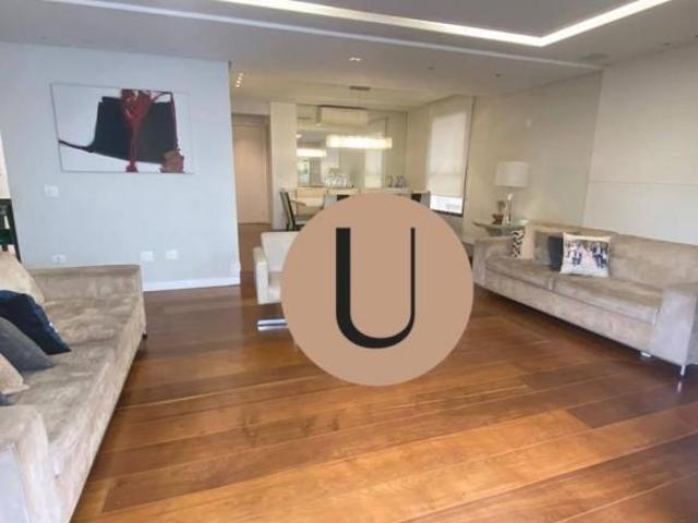 Apartamento Espaçoso com Lazer em Santa Cecília