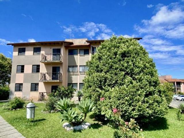 APARTAMENTO ESPAÇOSO COM SACADA E LINDA VISTA