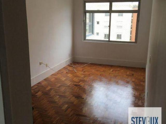 Apartamento espaçoso e reformado no Itaim