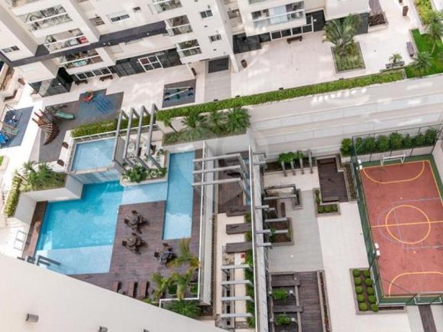 Apartamento espaçoso e sofisticado no Água Verde