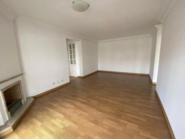 Apartamento Espaçoso em Vila Andrade