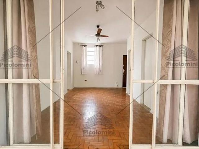 Apartamento espaçoso na Vila Buarque: 2 quartos, 2 salas, 1 banheiro 93m² Localização privilegia