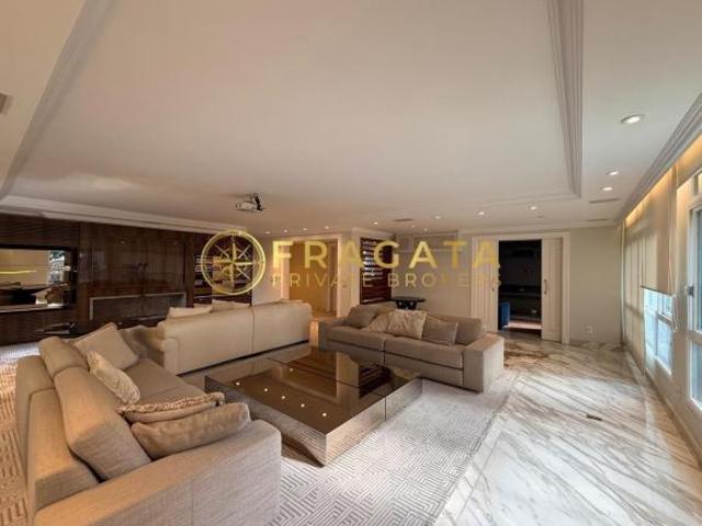 Apartamento Espaçoso no Jardim Paulista | 4 Dormitórios, 3 Suítes e 2 Vagas | São Paulo/SP