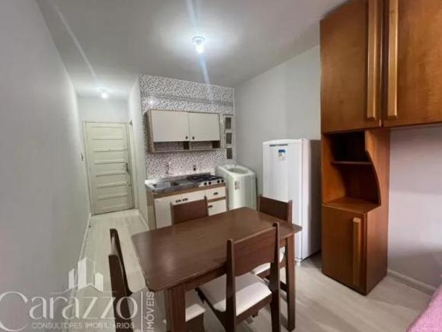 Apartamento estilo JK em Tramandaí