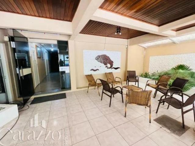 Apartamento estilo JK em Tramandaí