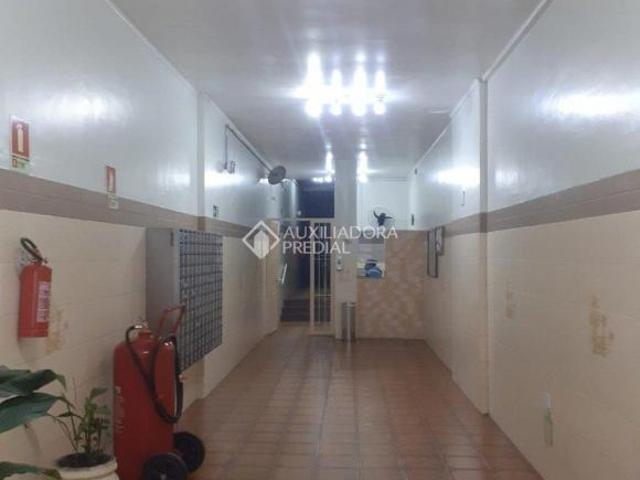 Apartamento estilo JK no Centro Histórico