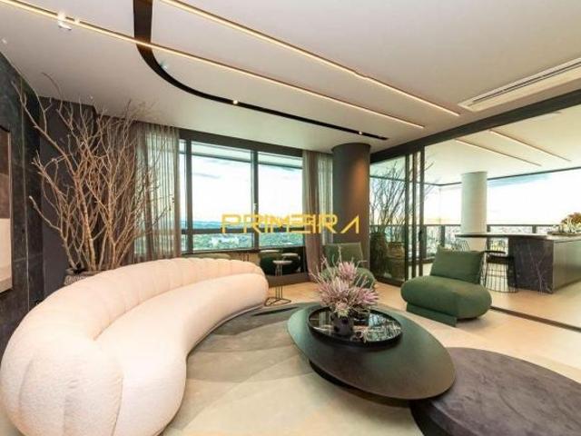 Apartamento Etherea com 3 suítes Revenda