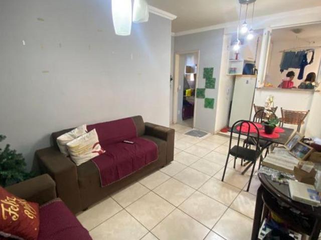 Apartamento excelente localização no Cabral