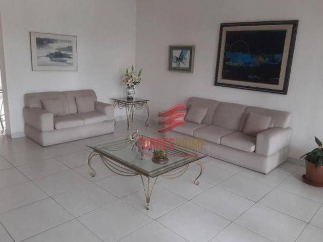 Apartamento excelente para receber familiares e amigos com vista para o mar. Ótima oportunidade no c