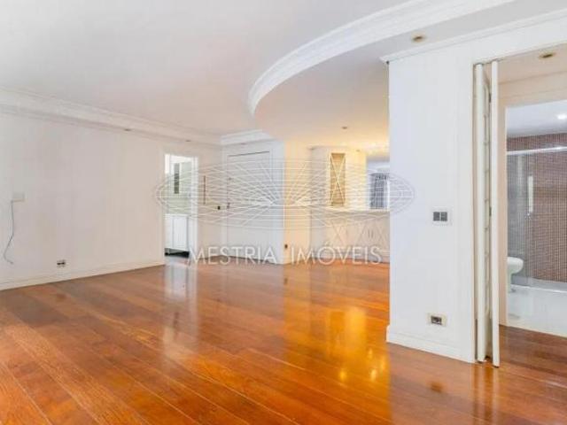 Apartamento excelente | Próximo às clínicas e estação de metrô!