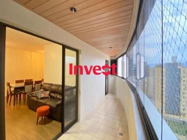 Apartamento Excelente, Vazado, Andar Alto com Vista Livre, 4 Quartos, DCE, 2 Vagas de Garagem na Qua