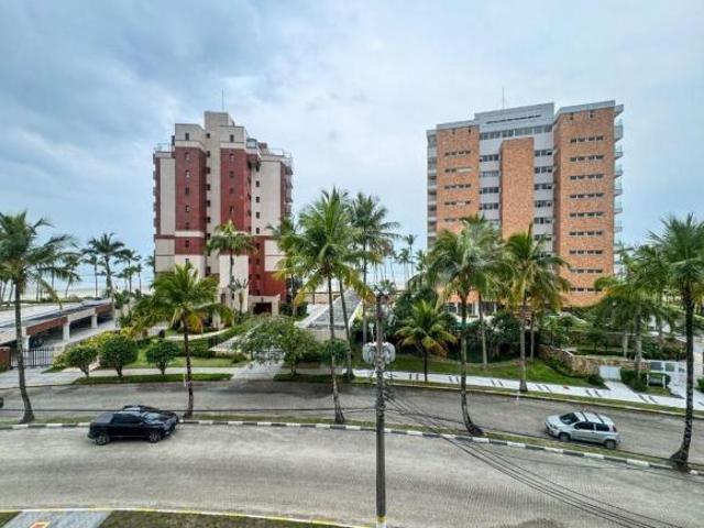 Apartamento Exclusivo com 3 Suítes e Vista para o Mar na Riviera de São Lourenço