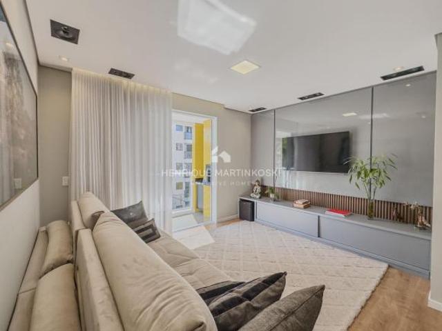 Apartamento Exclusivo com 4 Dormitórios, sendo 2 suítes e 2 Demi suítes no Juvevê!