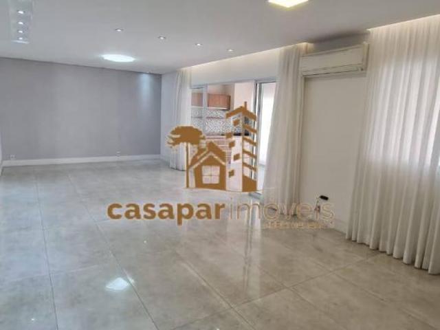 Apartamento Exclusivo à Venda com 146m², Andar Alto com Vista Livre