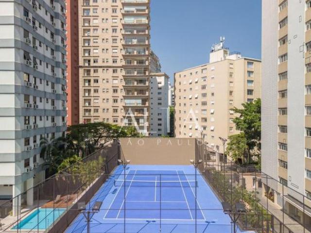 Apartamento EXCLUSIVO à venda em ANDAR ALTO assinado pelo renomado arquiteto Arthur Casas no Itaim