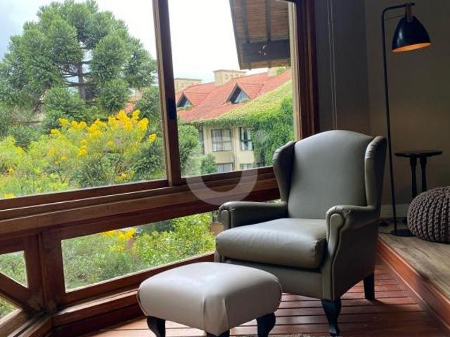 Apartamento exclusivo de 3 dormitórios em Gramado com conforto de casa e alma de férias!