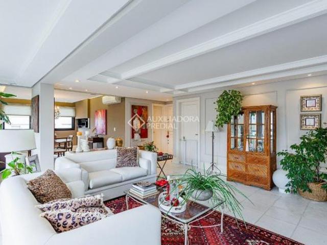 Apartamento exclusivo junto à Praça da Encol BELA VISTA