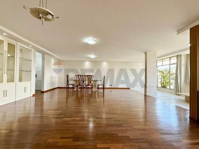 Apartamento exclusivo na SQS 207 Sul Bloco B, 4 quartos 2suítes Conforto e Elegância
