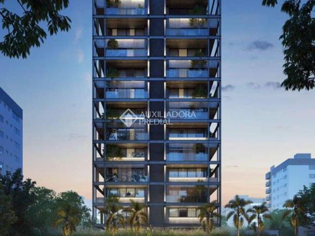 Apartamento exuberante 3 dormitórios com suíte em Petrópolis